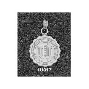 Indiana Hoosiers 5/8in Sterling Silver Alumni Pendant IU017-SS