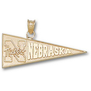U of Nebraska 1/2in 10k Pennant Pendant UNE024-10K | Joy Jewelers